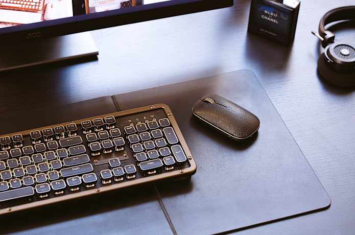 Azio RC Prestige Mechanical Keyboard | Indiegogo