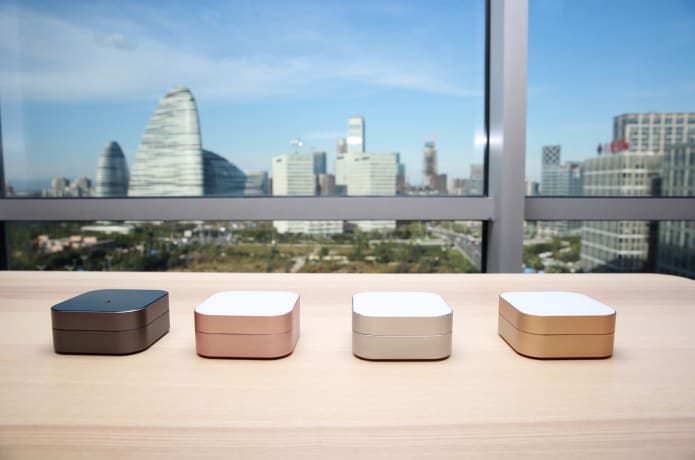 Amber - A Watchcase Power Bank for Apple Watch | Indiegogo