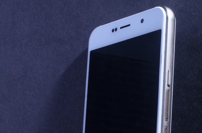 Siam 7x Dual Screen Smartphone | Indiegogo