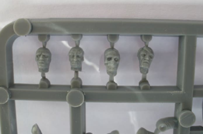 28mm Plastic Multi-part Zombie Miniatures by Studio Miniatures | Indiegogo