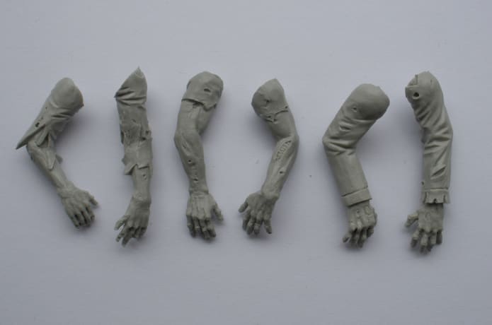 28mm Plastic Multi-part Zombie Miniatures by Studio Miniatures | Indiegogo
