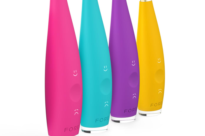 ISSA by FOREO: Reinvents the Electric Toothbrush | Indiegogo