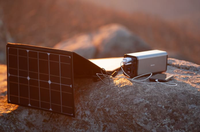 Get The World's LIGHTEST PORTABLE Power Stations | Indiegogo