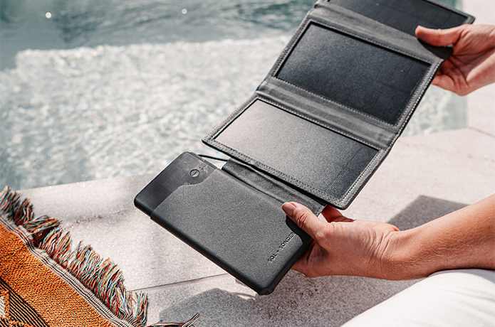 Travel Wallet with SOLAR PANELS and Power Bank | Indiegogo