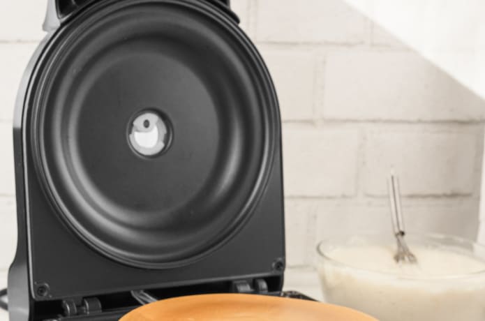 The Amazing Make-Your-Own Stuffed Pancake Maker | Indiegogo