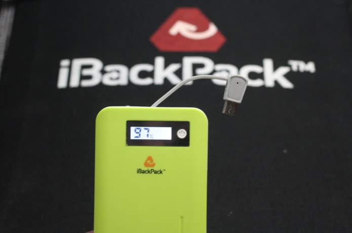 iBackPack - WiFi, Ultra-Thin & Powerful Batteries | Indiegogo