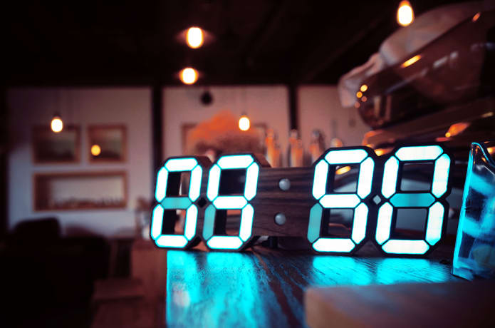magictime,Smart wooden led clock | Indiegogo